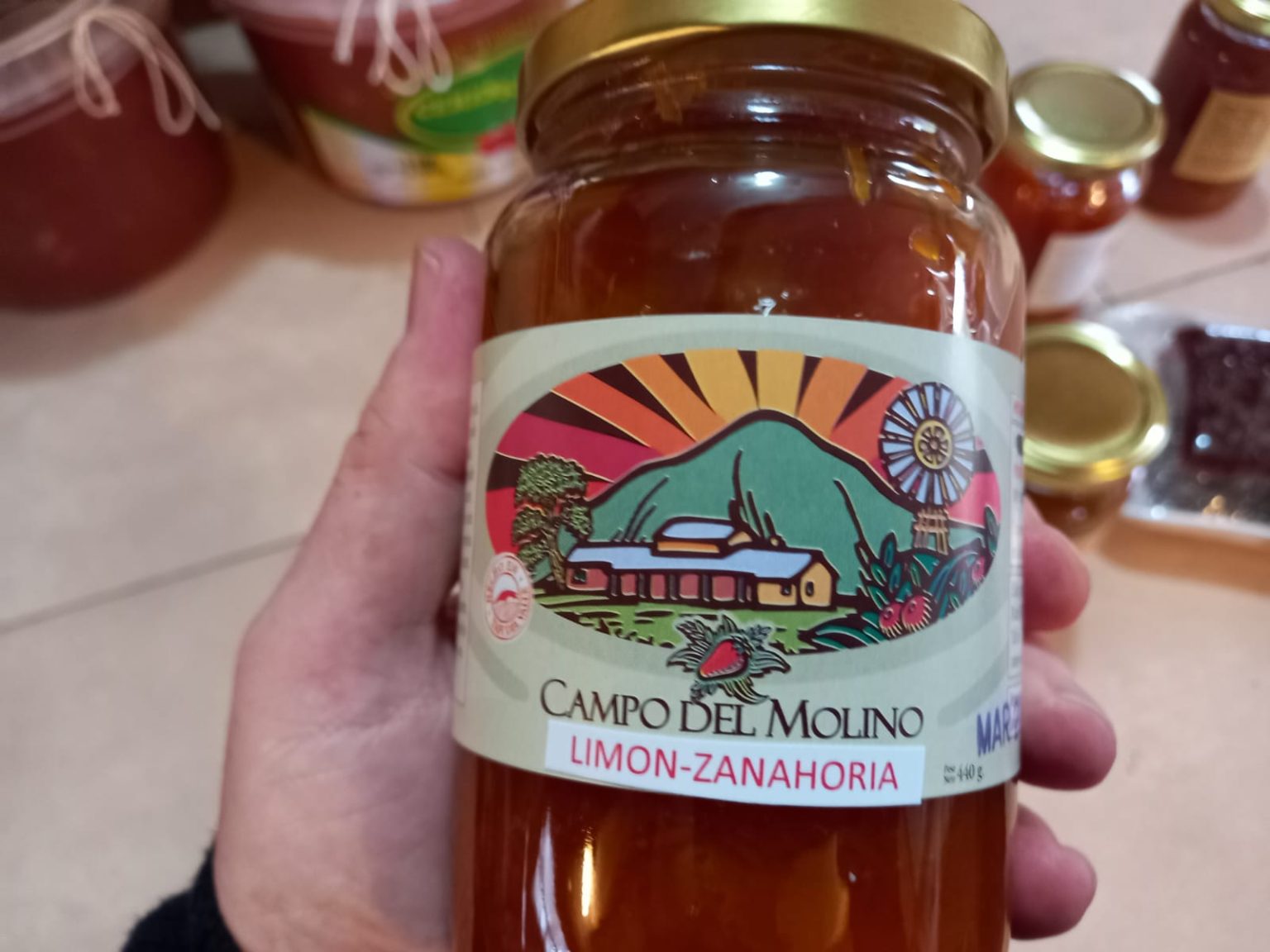 Hace 20 años Roberto Zonca comenzó a elaborar dulces caseros para poder ...